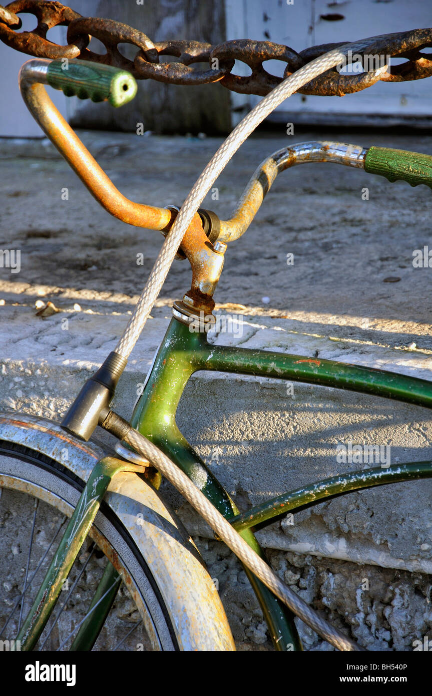 Rusted Bicycle High Resolution Stock Photography and Images - Alamy