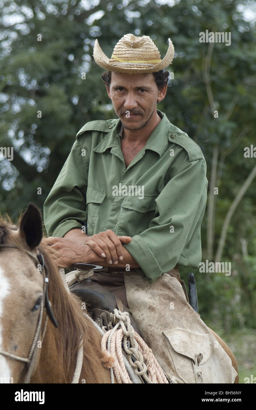 Cuban citizens hi-res stock photography and images - Alamy
