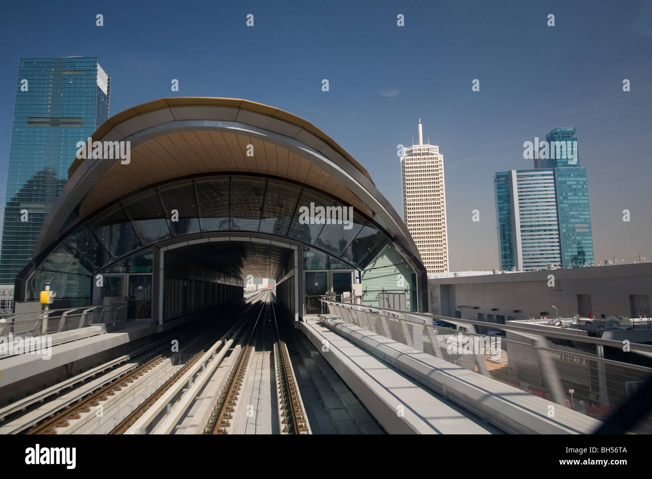 Dubai Metro automated train commuter system uae Stock Photo - Alamy