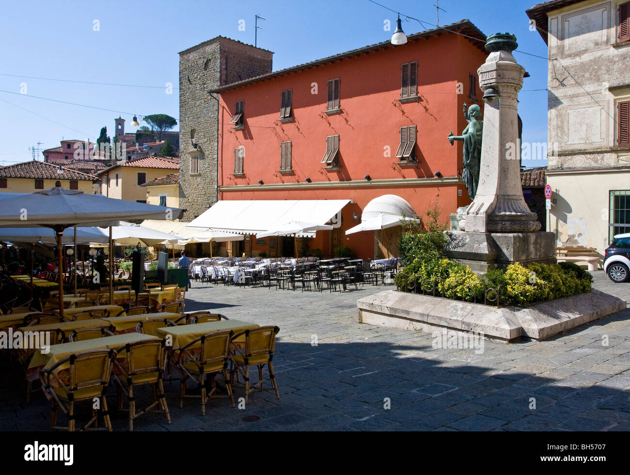 Montecatini alto hi-res stock photography and images - Alamy