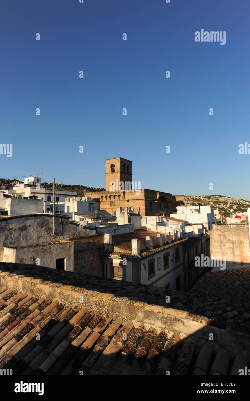 Semi aerial view hi-res stock photography and images - Alamy