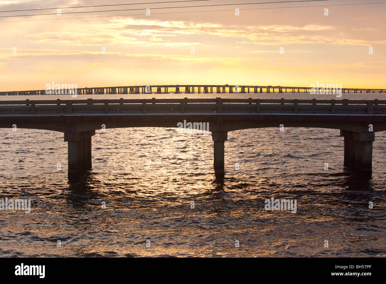 Lake Pontchartrain Causeway, New Orleans, LA Stock Photo - Alamy