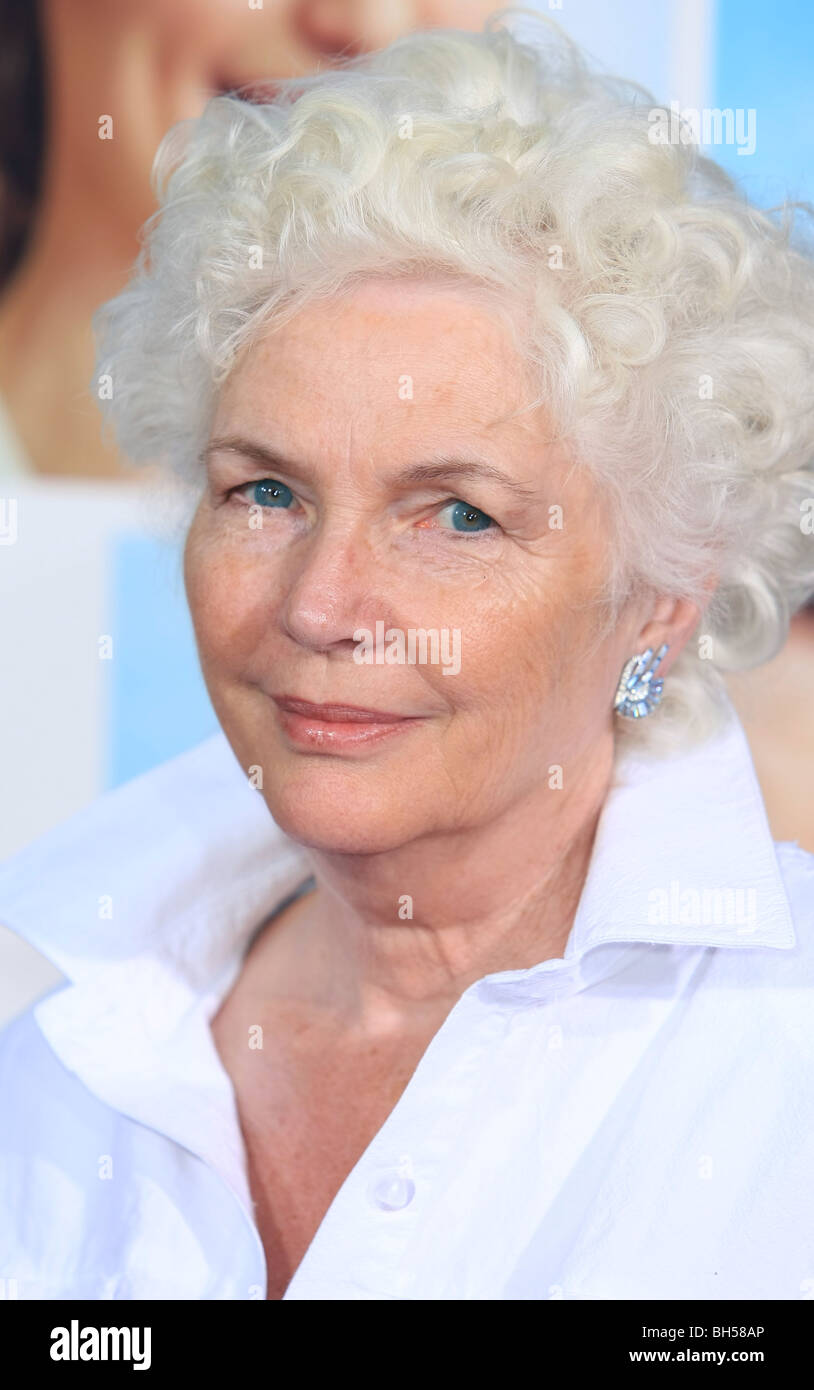 FIONNULA FLANAGAN THE INVENTION OF LYING LOS ANGELES PREMIERE HOLLYWOOD ...