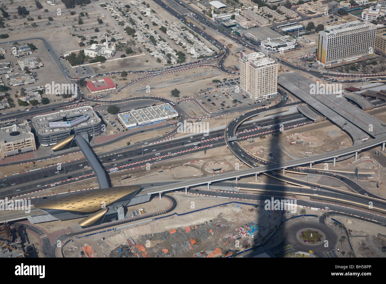 Burj Khalifa Shadow Sheikh Zayed Road roundabout SEAT2 Stock Photo - Alamy