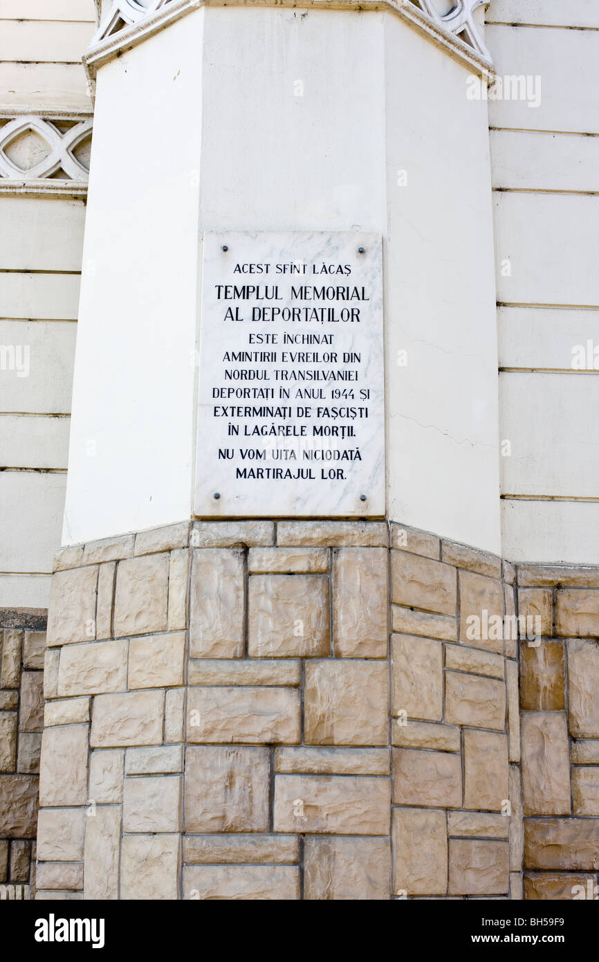 Holocaust memorial plaque at the reformed synagogue in Cluj-Napoca ...