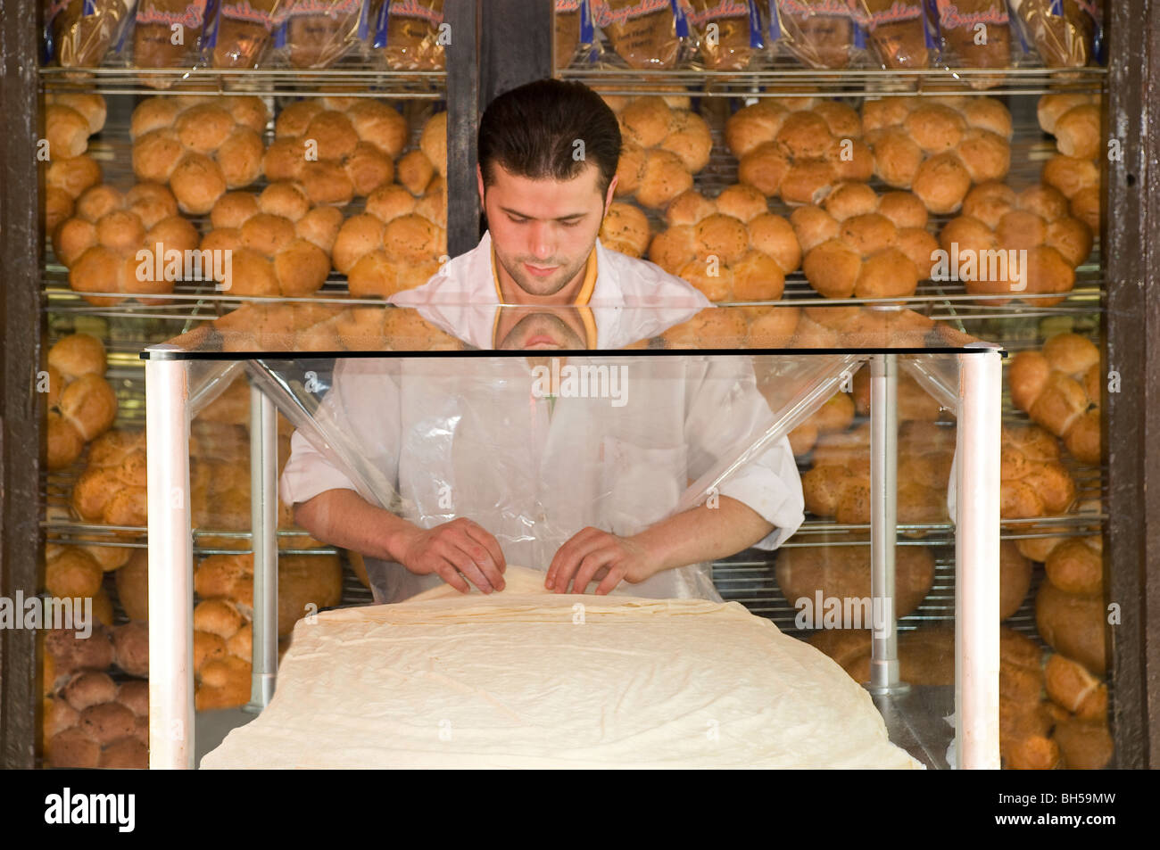 Bakery shop Istanbul Turkey Stock Photo - Alamy