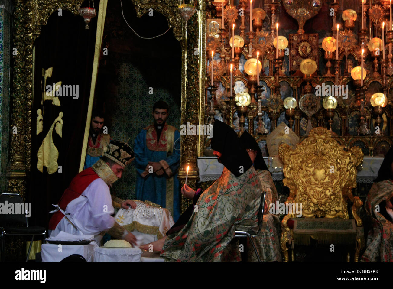 Feet washing ceremony hi-res stock photography and images - Alamy