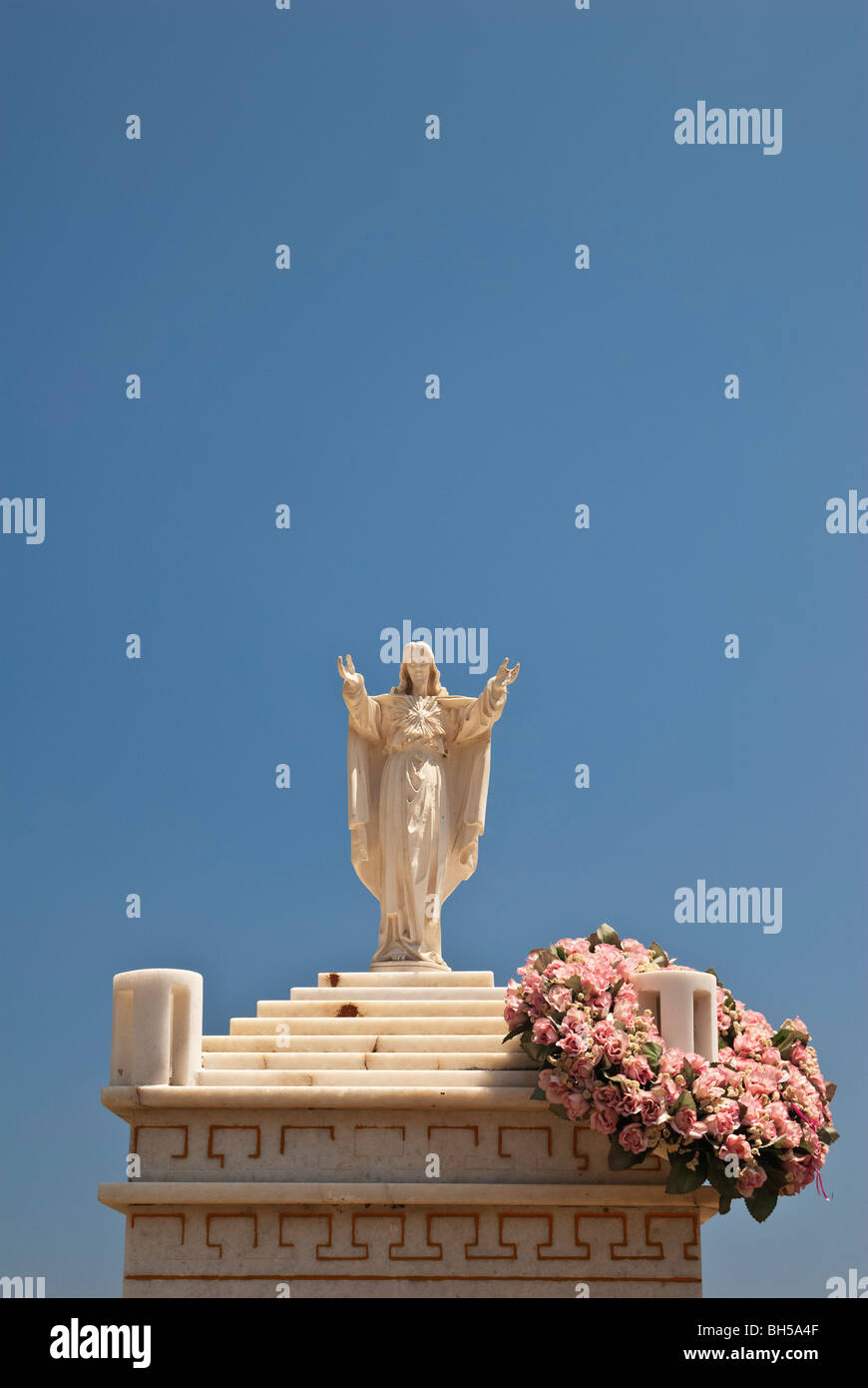 Jesus statue hi-res stock photography and images - Alamy