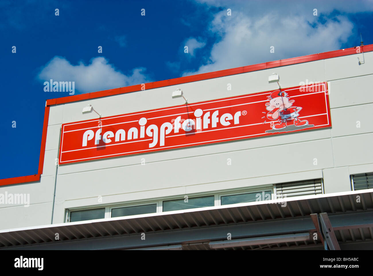 Logo of Pfennigpfeiffer discount market Stock Photo - Alamy