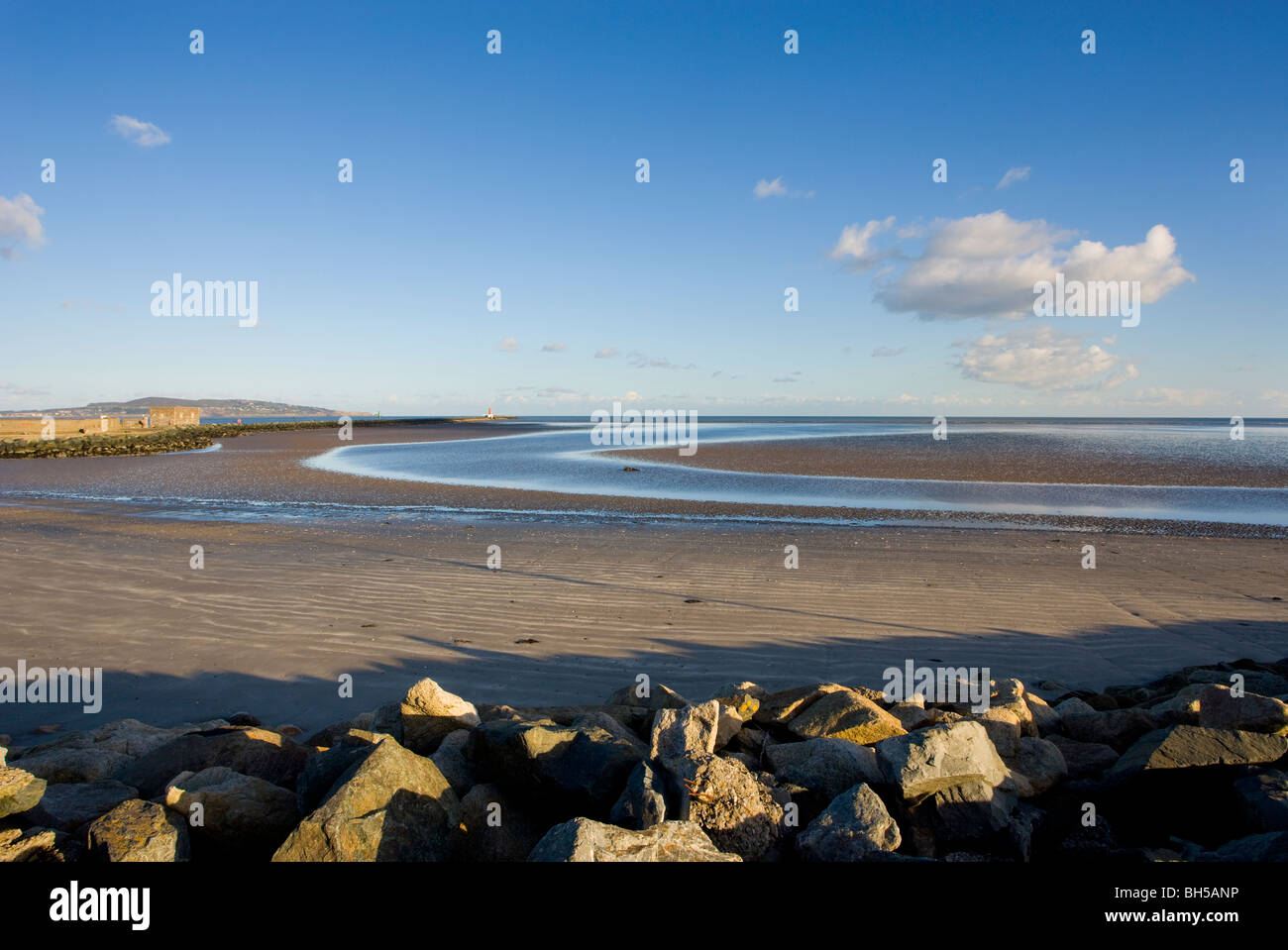Sea ocean beach pier harbour dublin dublin bay irish ireland hi-res ...