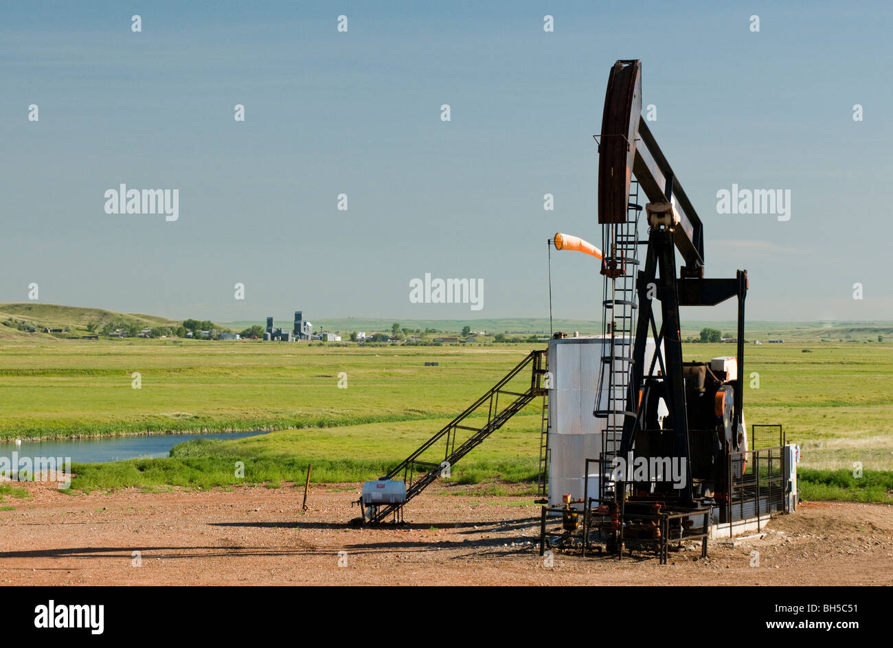 oil well on state land near Reserve Stock Photo - Alamy