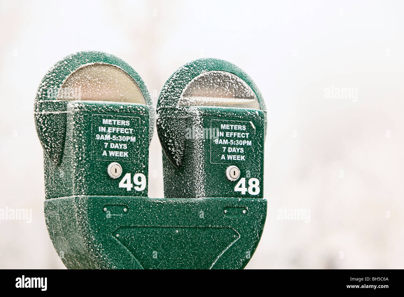 Parking meter covered in frost Stock Photo - Alamy