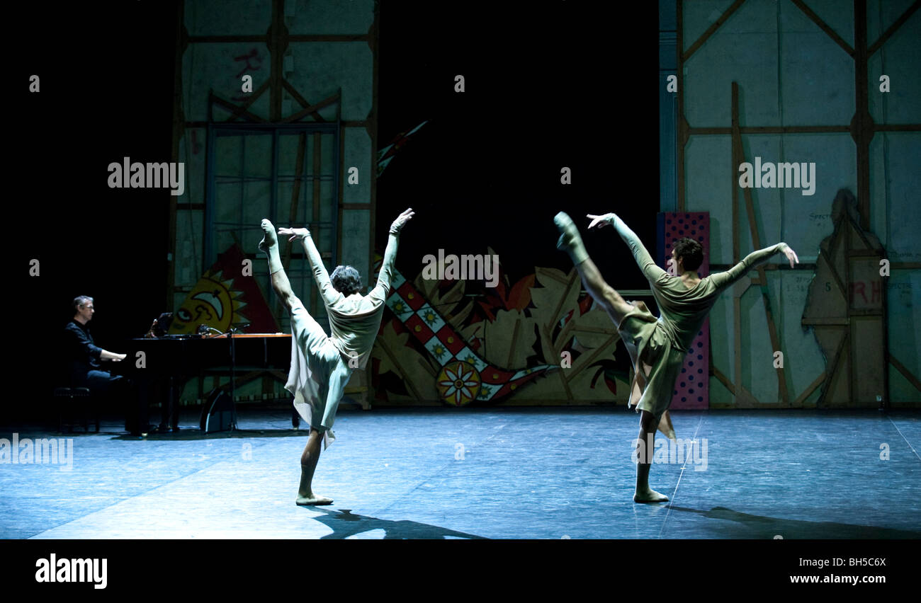 English national ballet ballet russes hi-res stock photography and ...