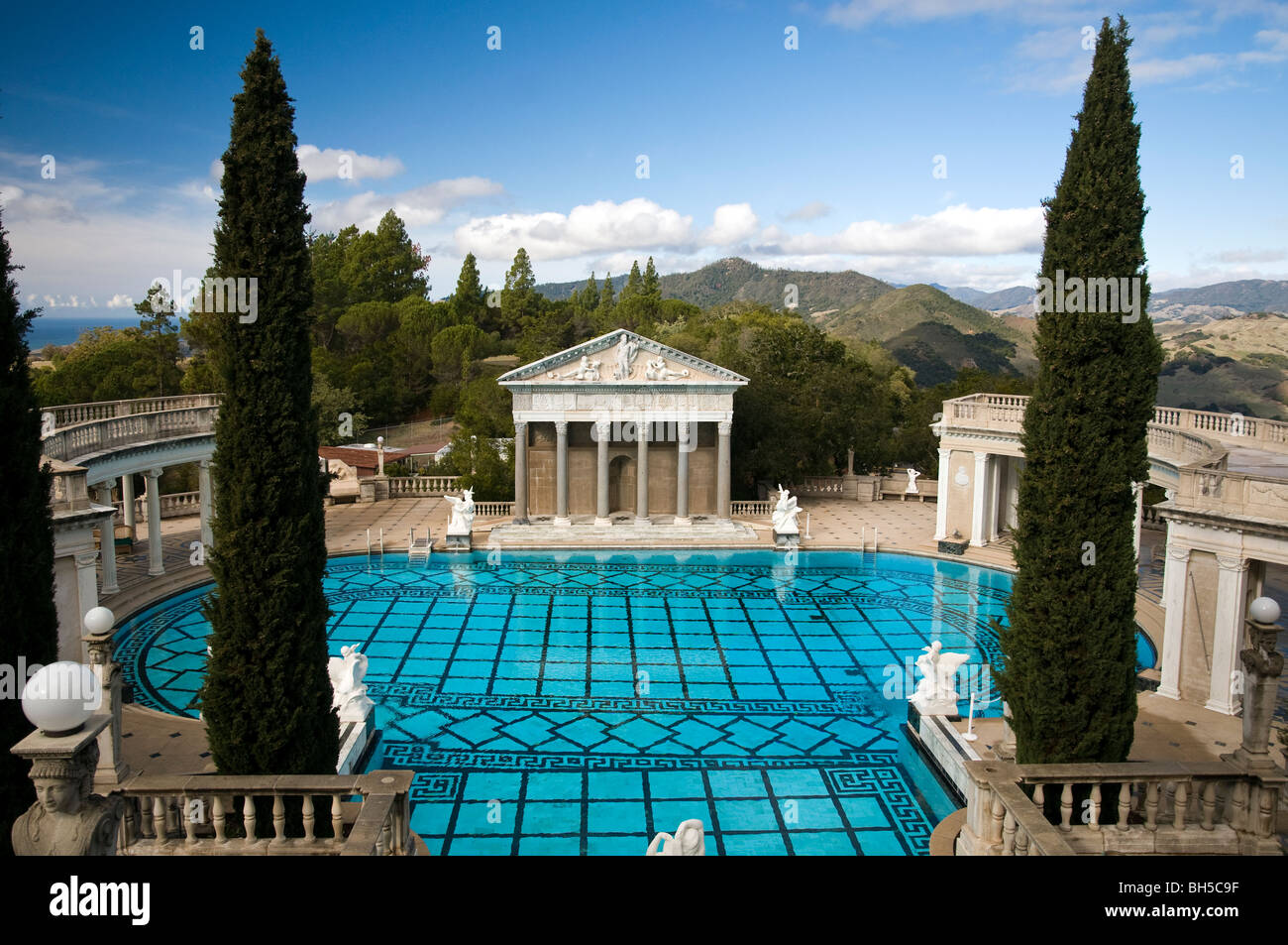Neptune pool hearst castle hi-res stock photography and images - Alamy