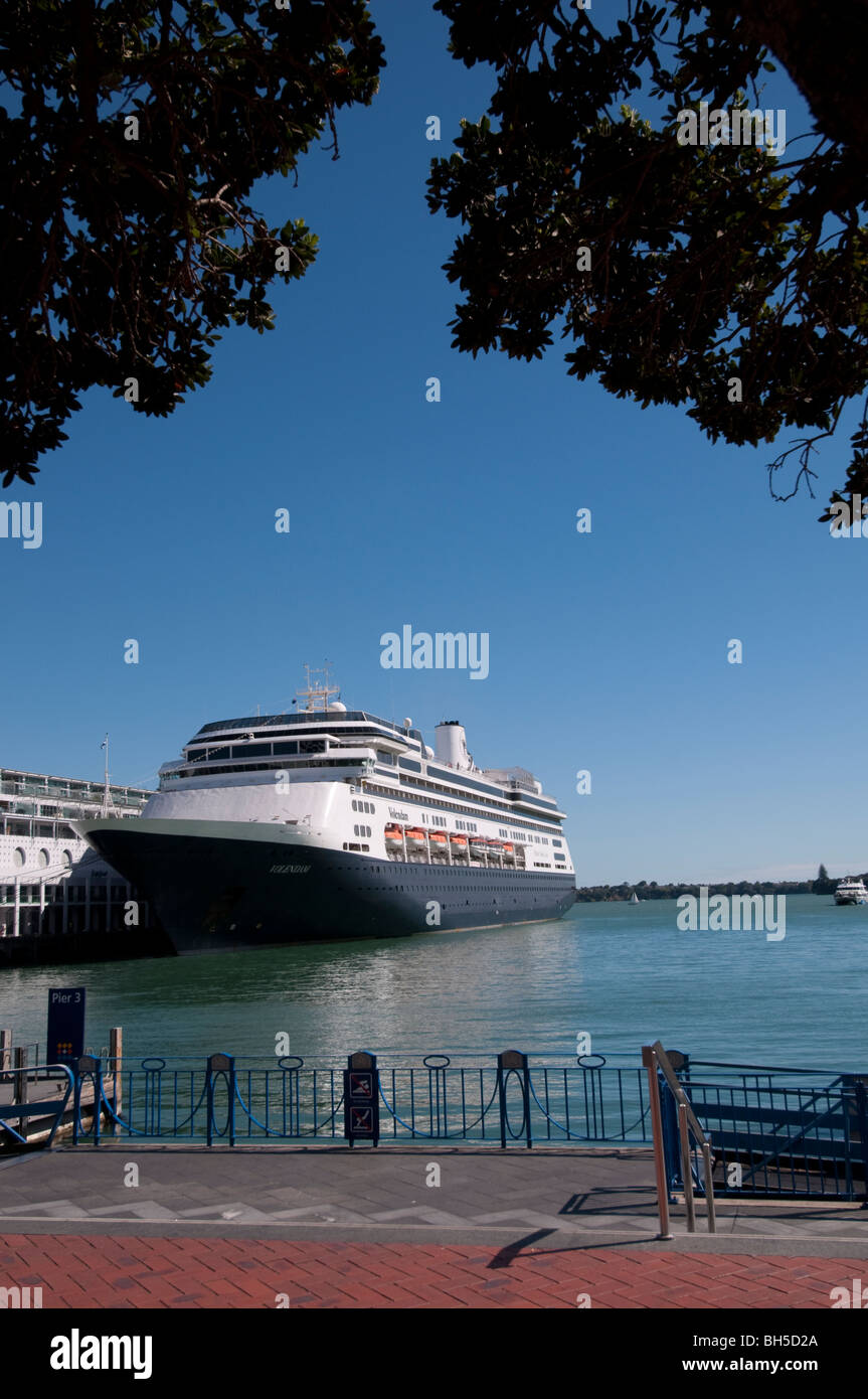 Auckland large ferry hi-res stock photography and images - Alamy
