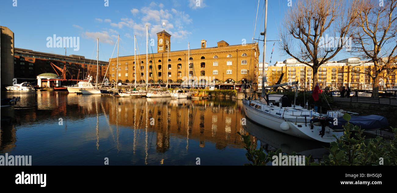 City quay st katherine docks High Resolution Stock Photography and ...