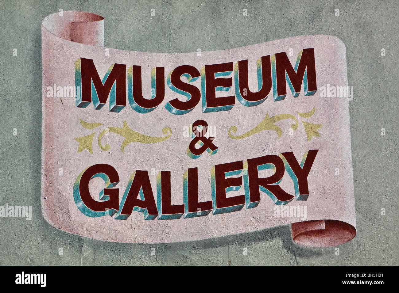Sign for Museum and Gallery Stock Photo - Alamy