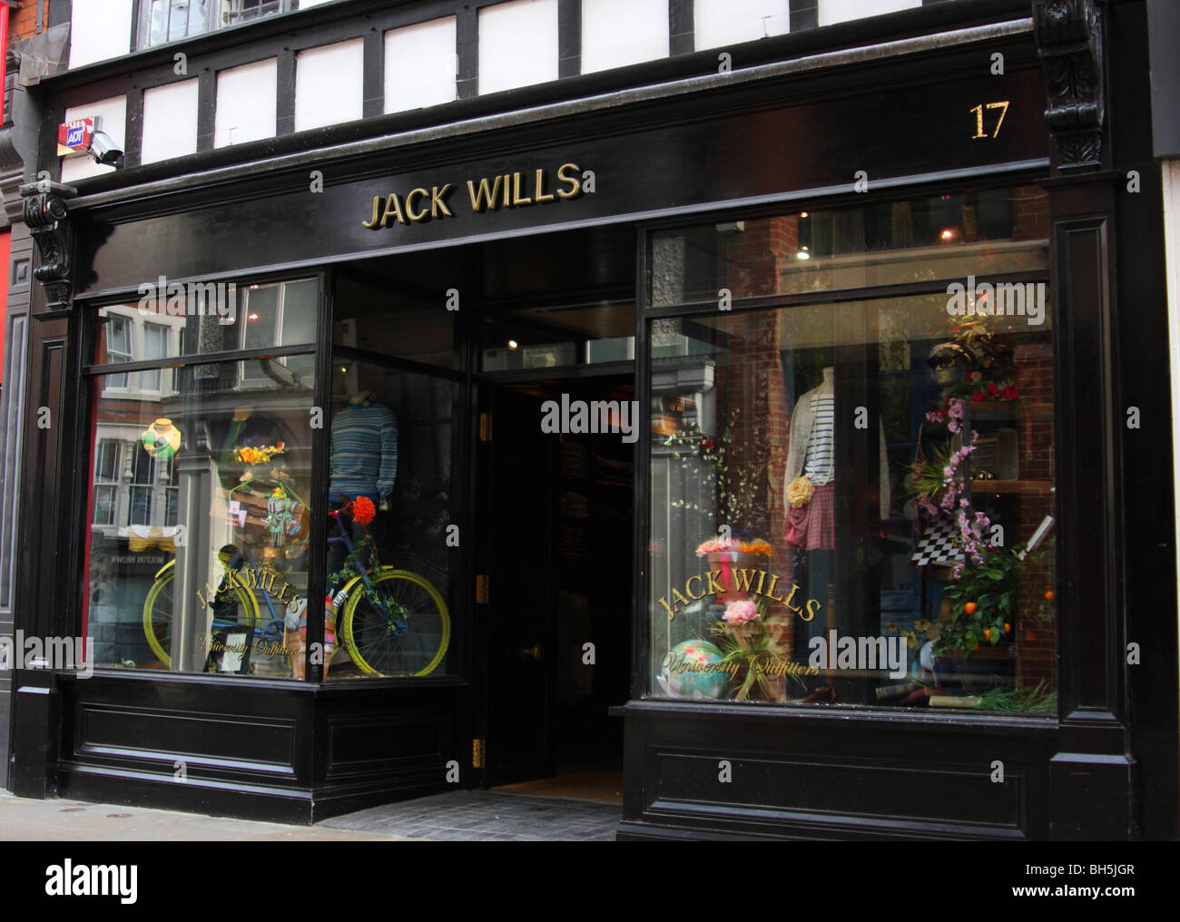 Jack wills hi-res stock photography and images - Alamy