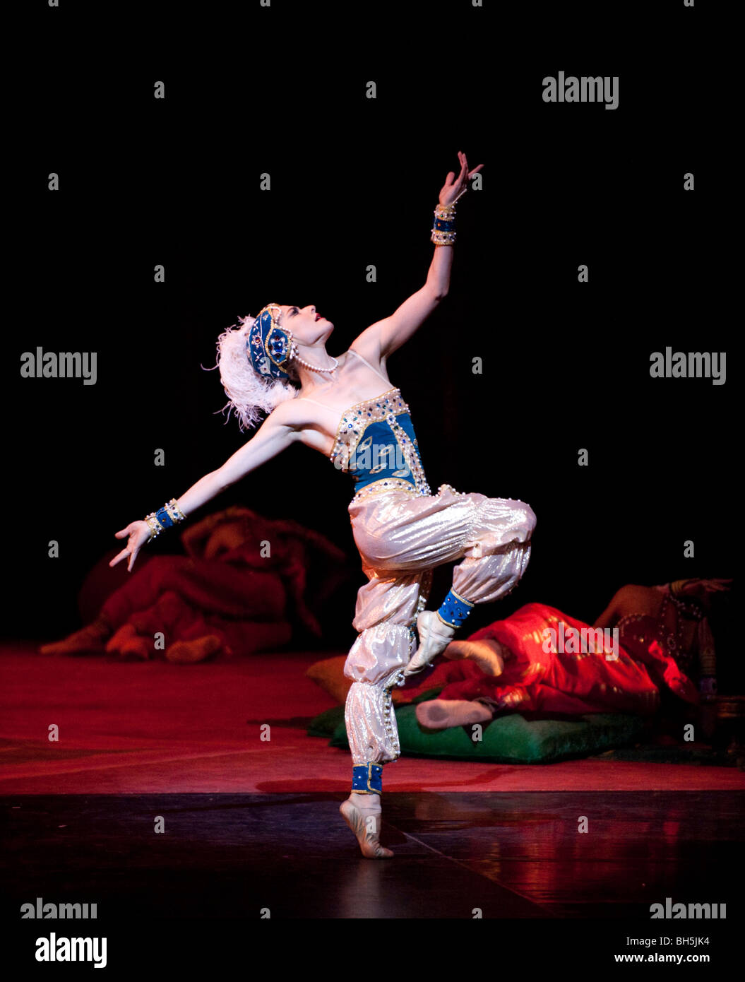 English national ballet ballet russes hi-res stock photography and ...