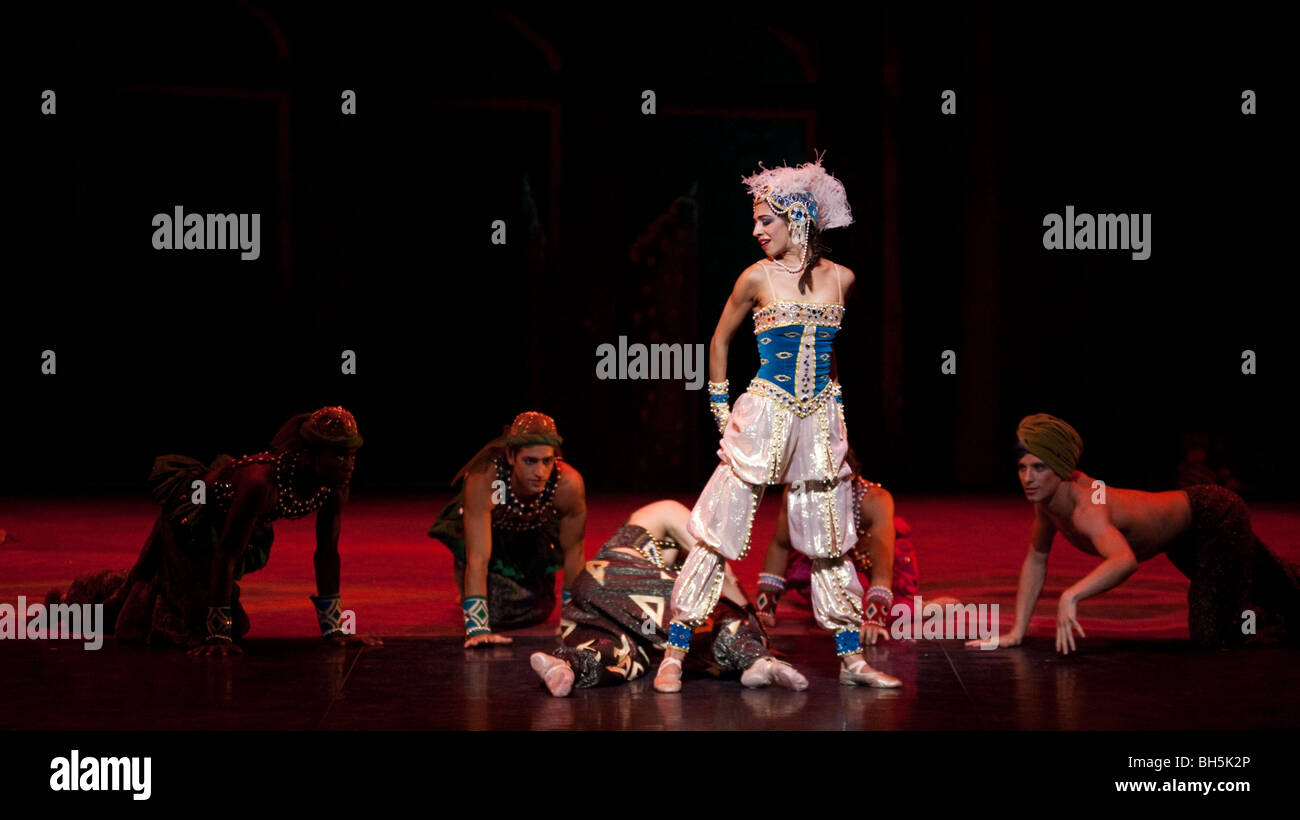 English national ballet ballet russes hi-res stock photography and ...