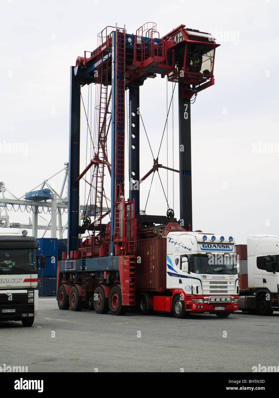 Container dispatch at CTT Container Terminal Tollerort in the Port of ...