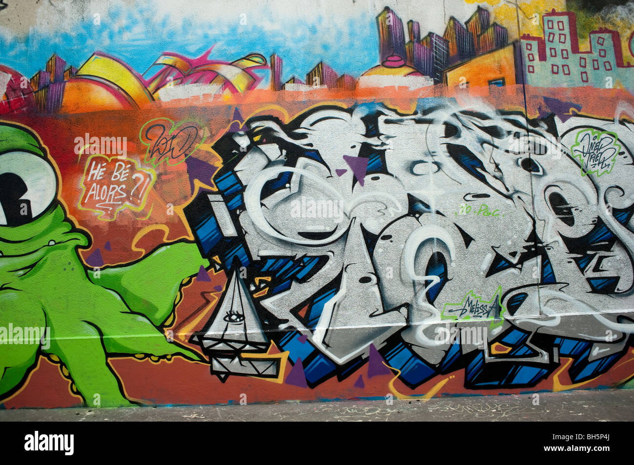 Paris, France, Graffiti Paintings on Wall in 20th District, Abstract ...