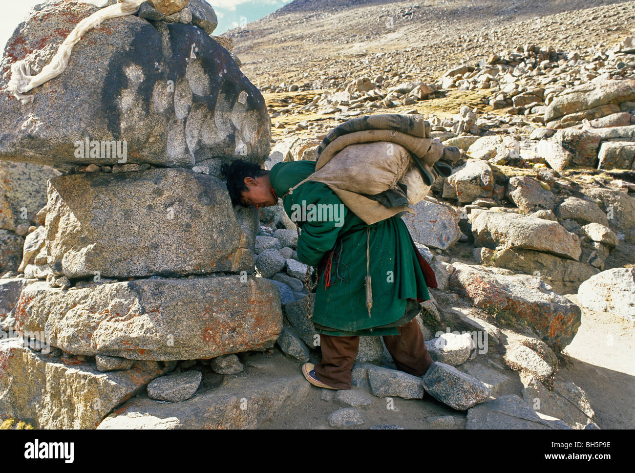 Mount kailash hi-res stock photography and images - Alamy