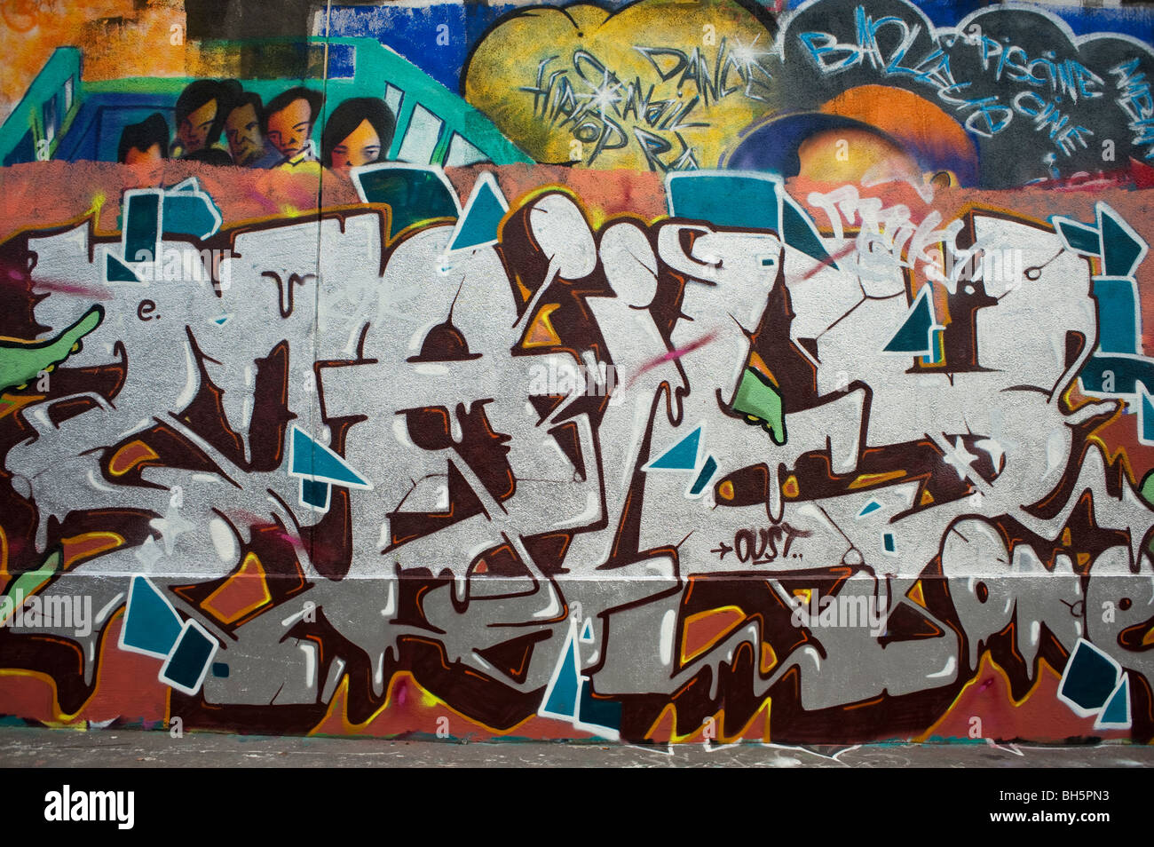 Paris, France, Graffiti Paintings on Wall in 20th District, Abstract ...