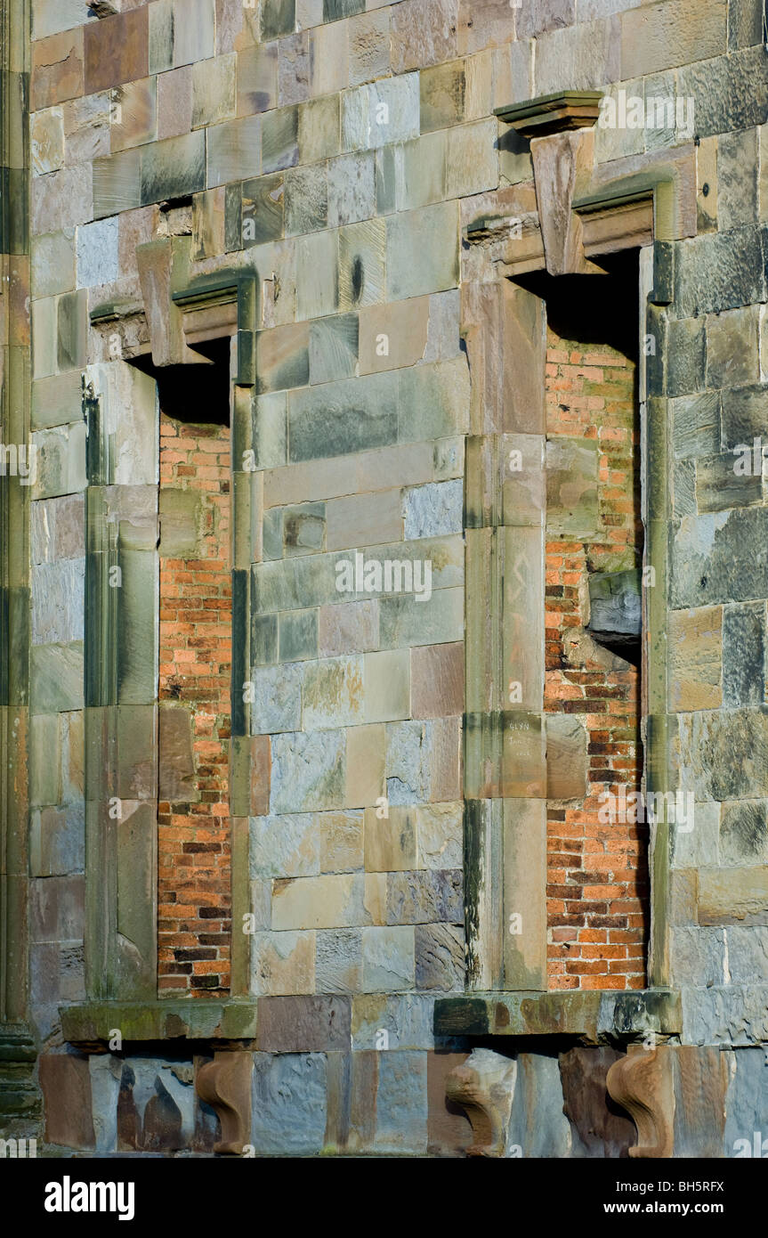 Sandstone window hi-res stock photography and images - Alamy