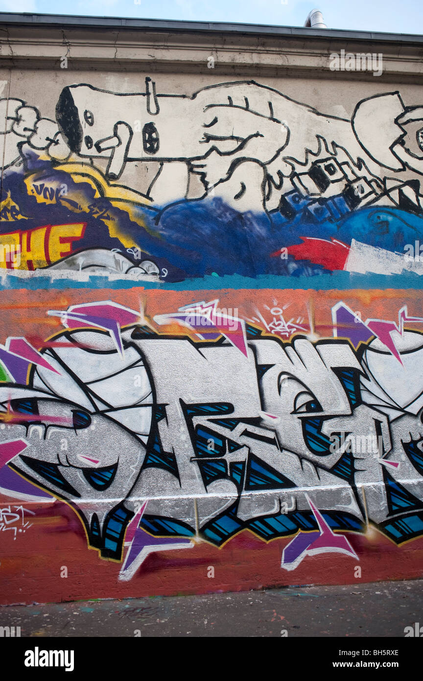 Paris, France, Graffiti Paintings on Wall in 20th District, Abstract ...