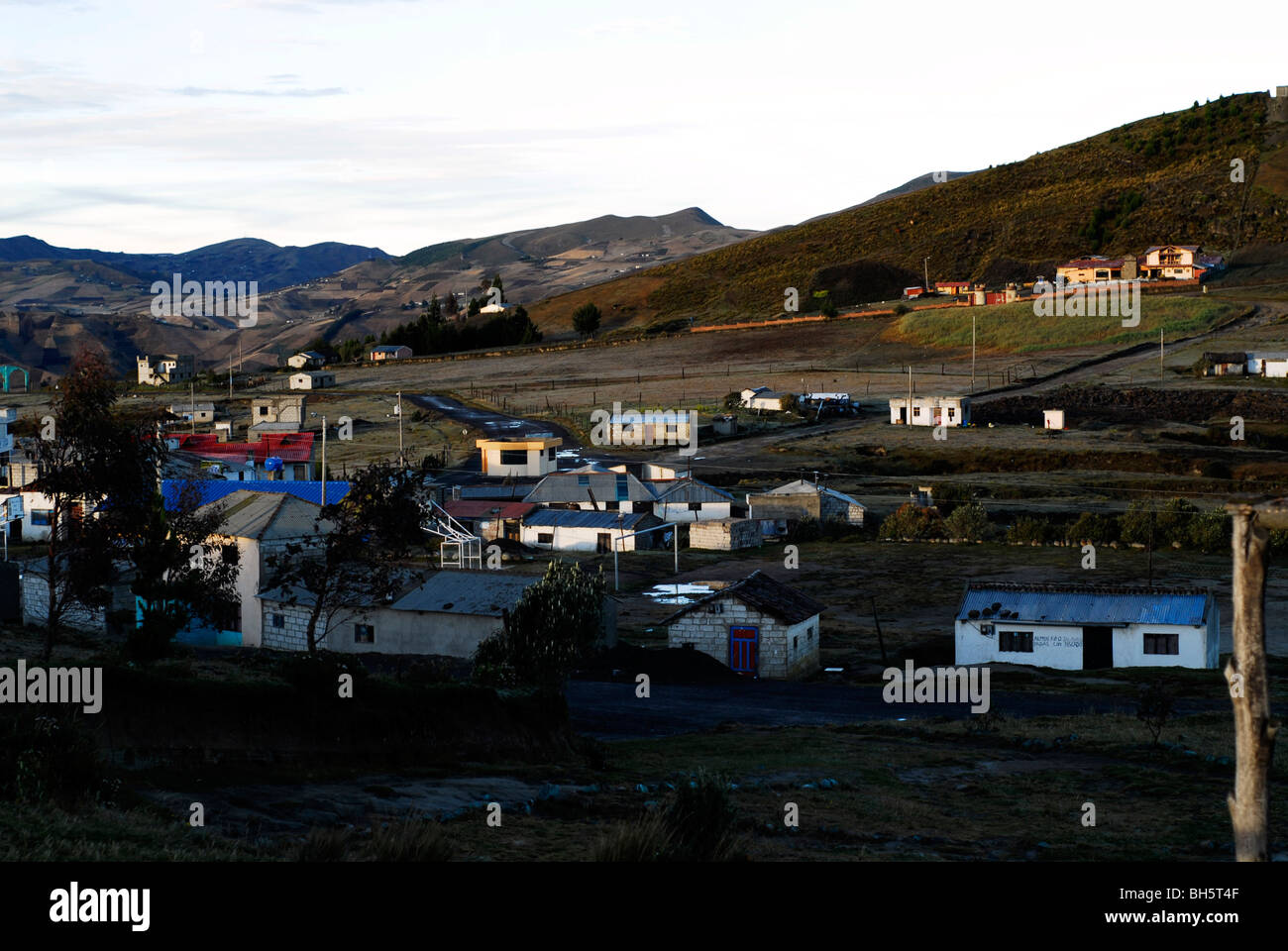 Ecuadorian villages hi-res stock photography and images - Alamy