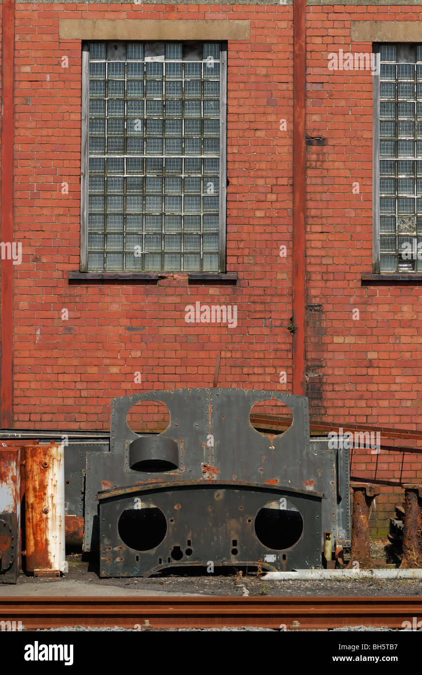 Train scrap hi-res stock photography and images - Alamy