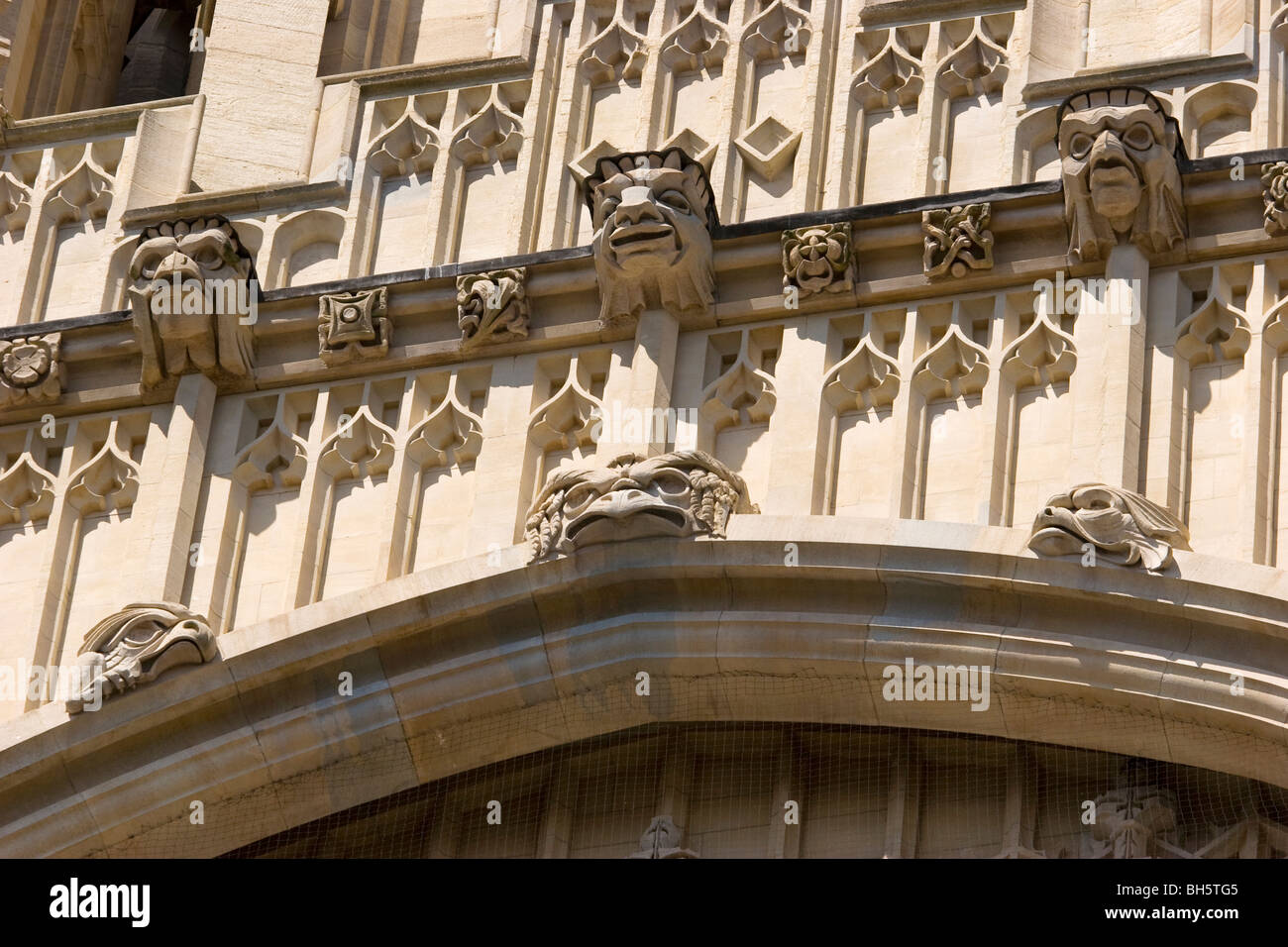 Grotesques on the Wills Memorial Building, Queen's Road, University of ...