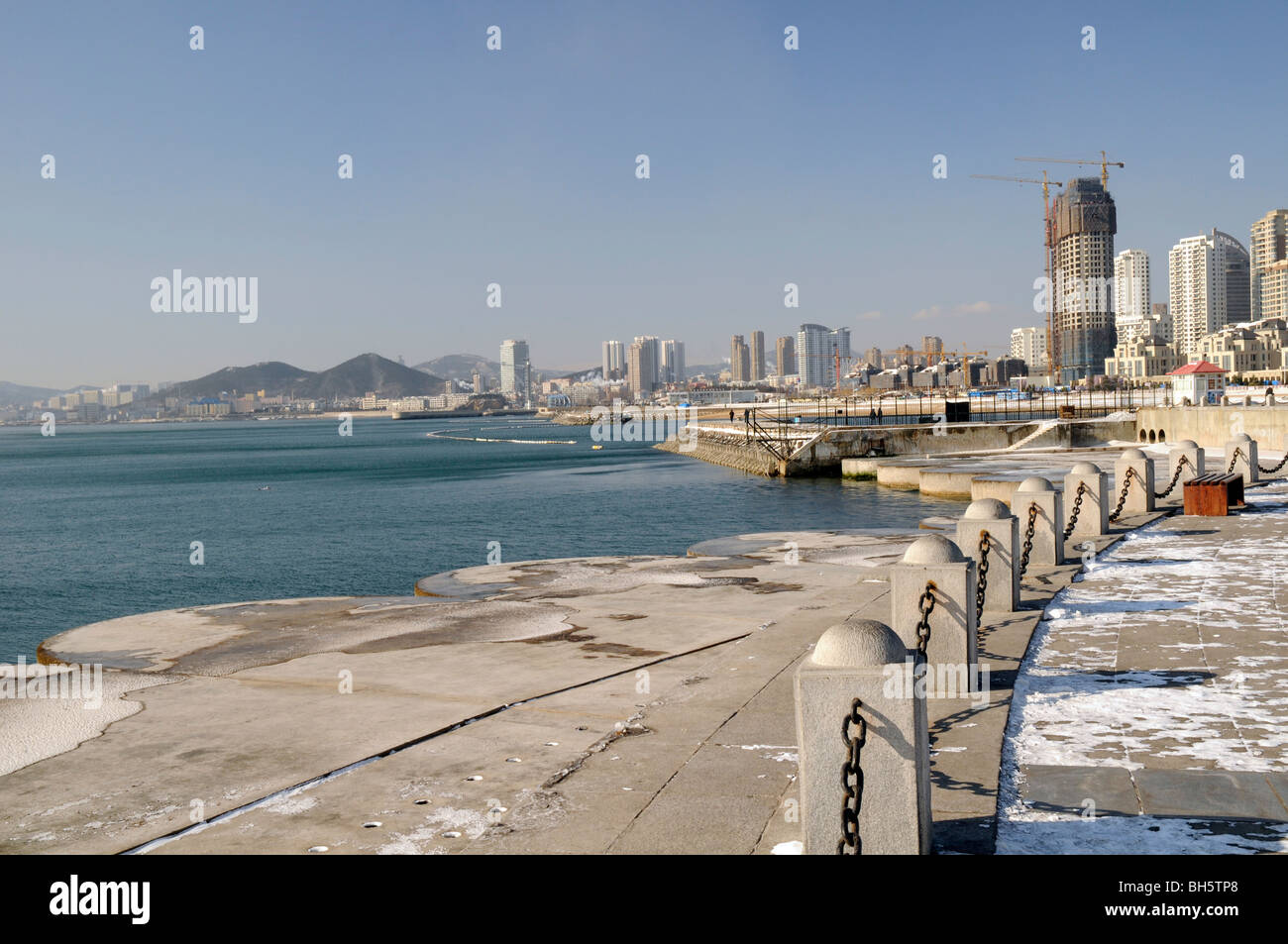 Dalian, china hi-res stock photography and images - Alamy