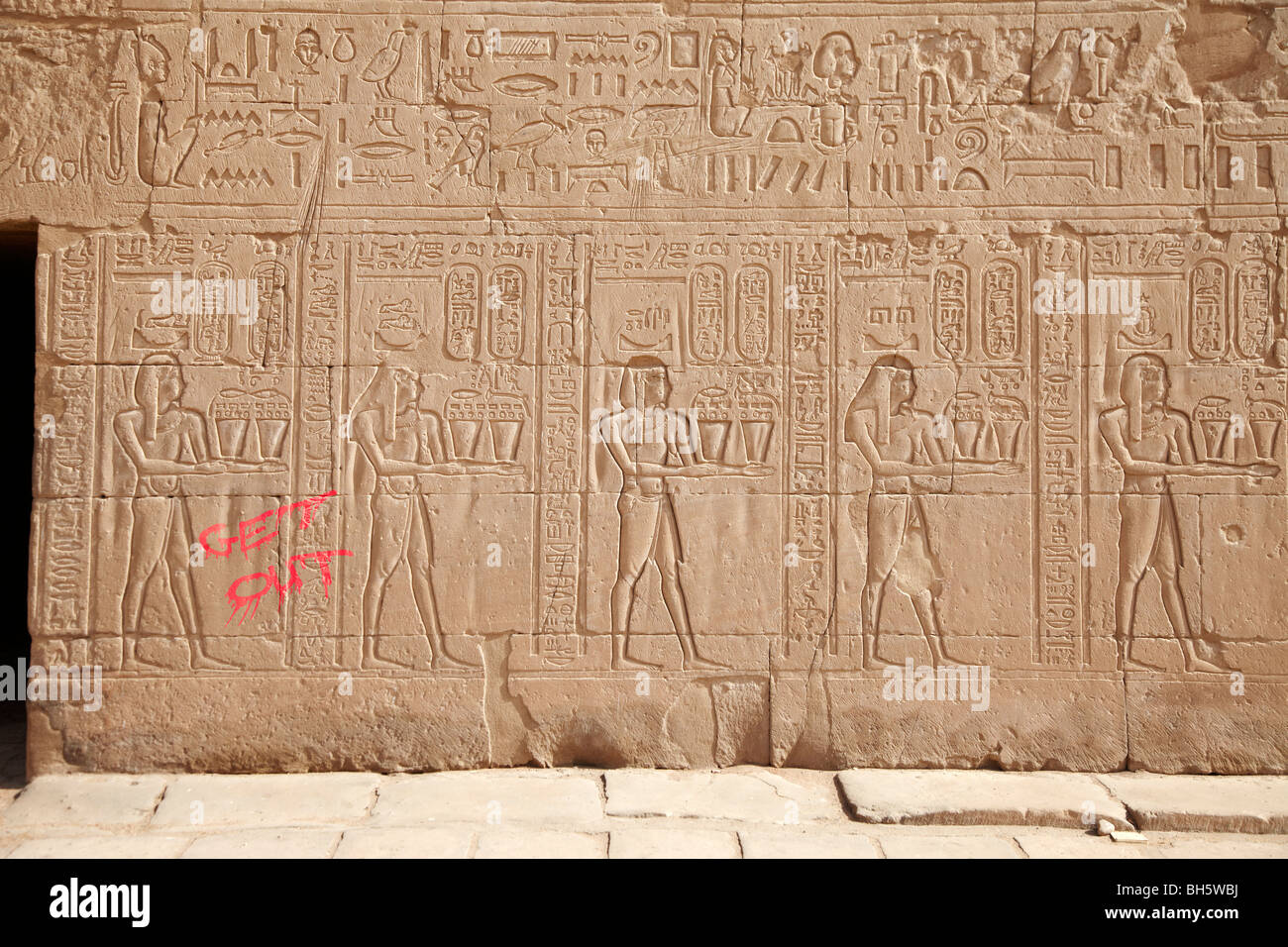 Ancient graffiti egypt hi-res stock photography and images - Alamy