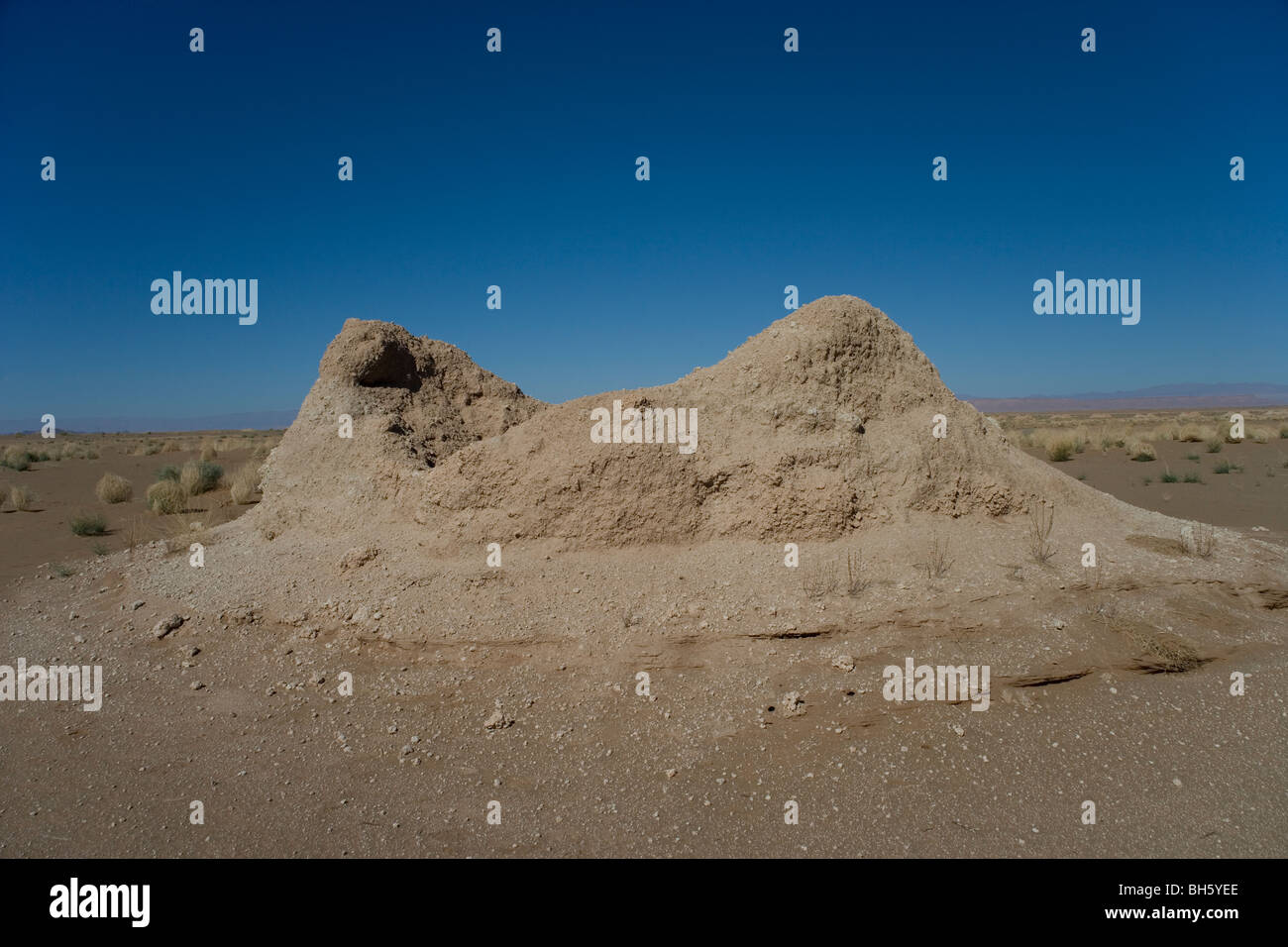 Ancient irrigation method hi-res stock photography and images - Alamy