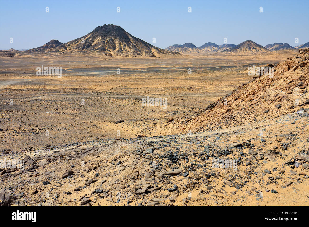 Africa Egypt Black Desert Western Desert Stock Photo - Alamy