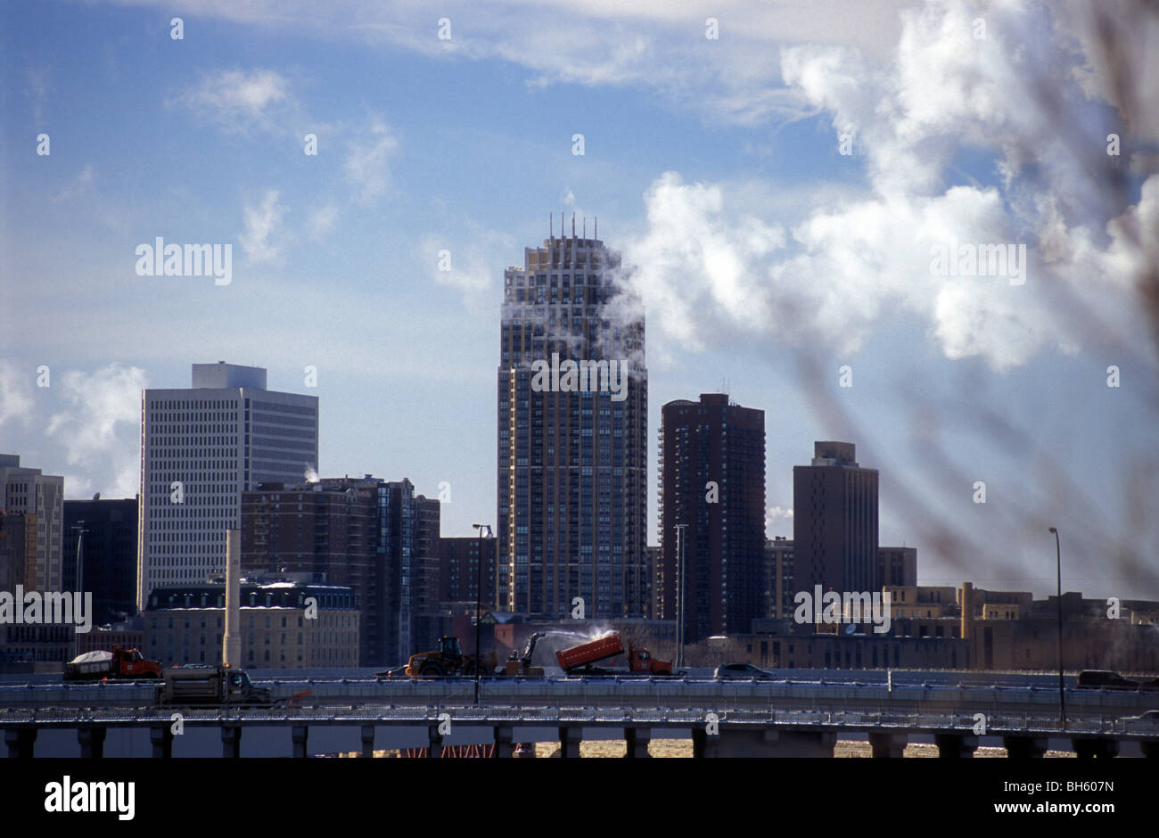 Minneapolis view hi-res stock photography and images - Alamy