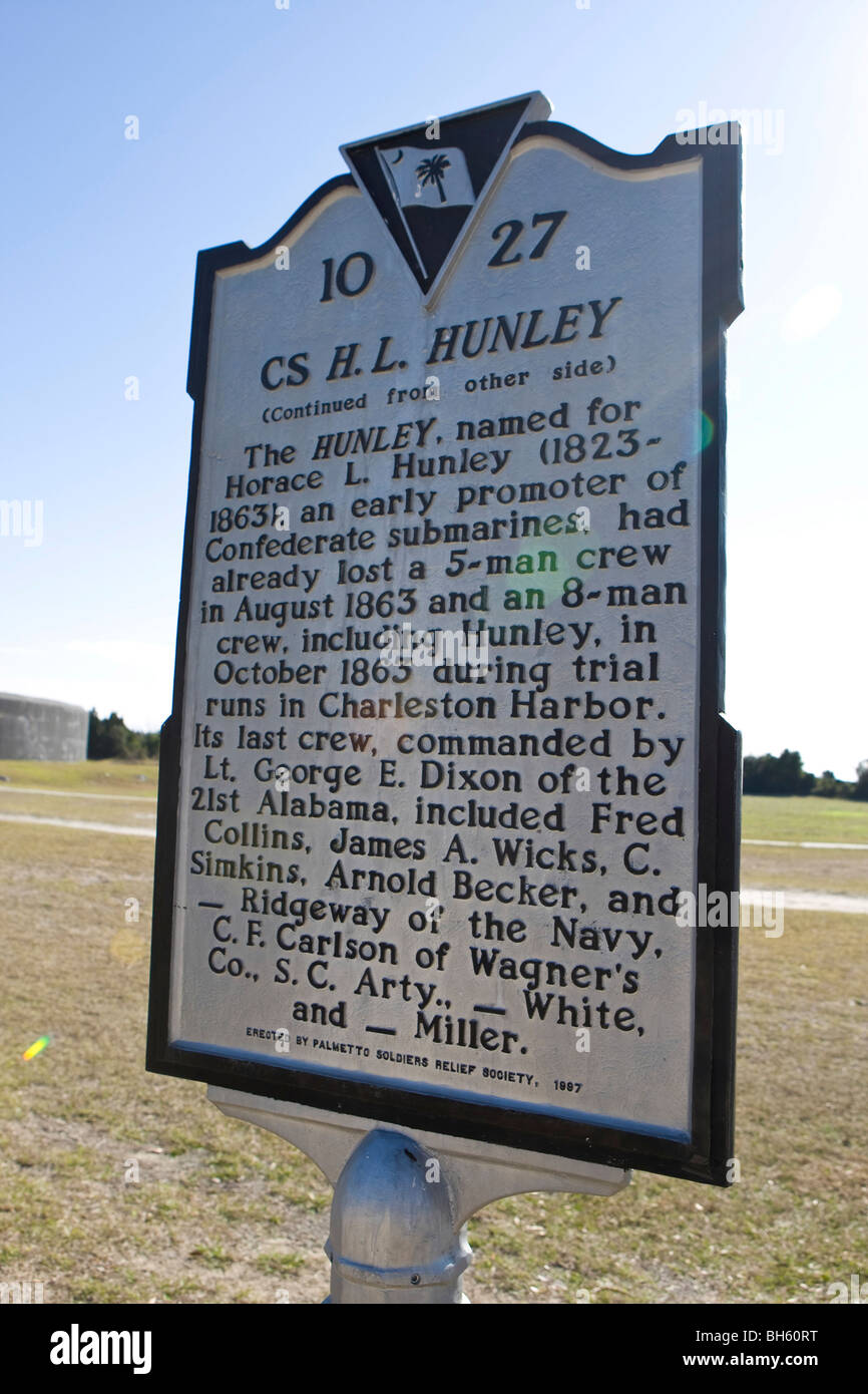 Hunley submarine hi-res stock photography and images - Alamy