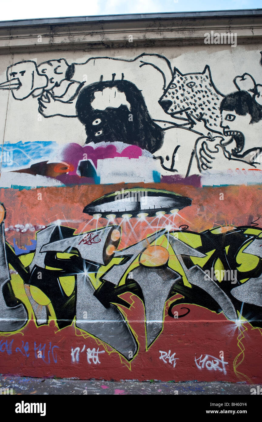 Paris, France, Graffiti Mural Paintings on Wall, Outside Street ...