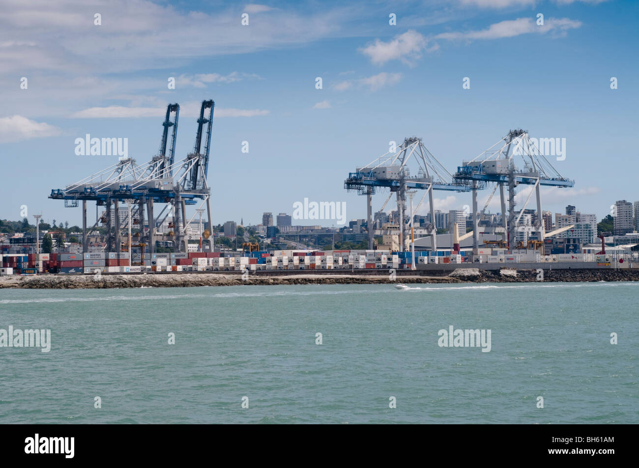 Auckland ferry terminal pier hi-res stock photography and images - Alamy