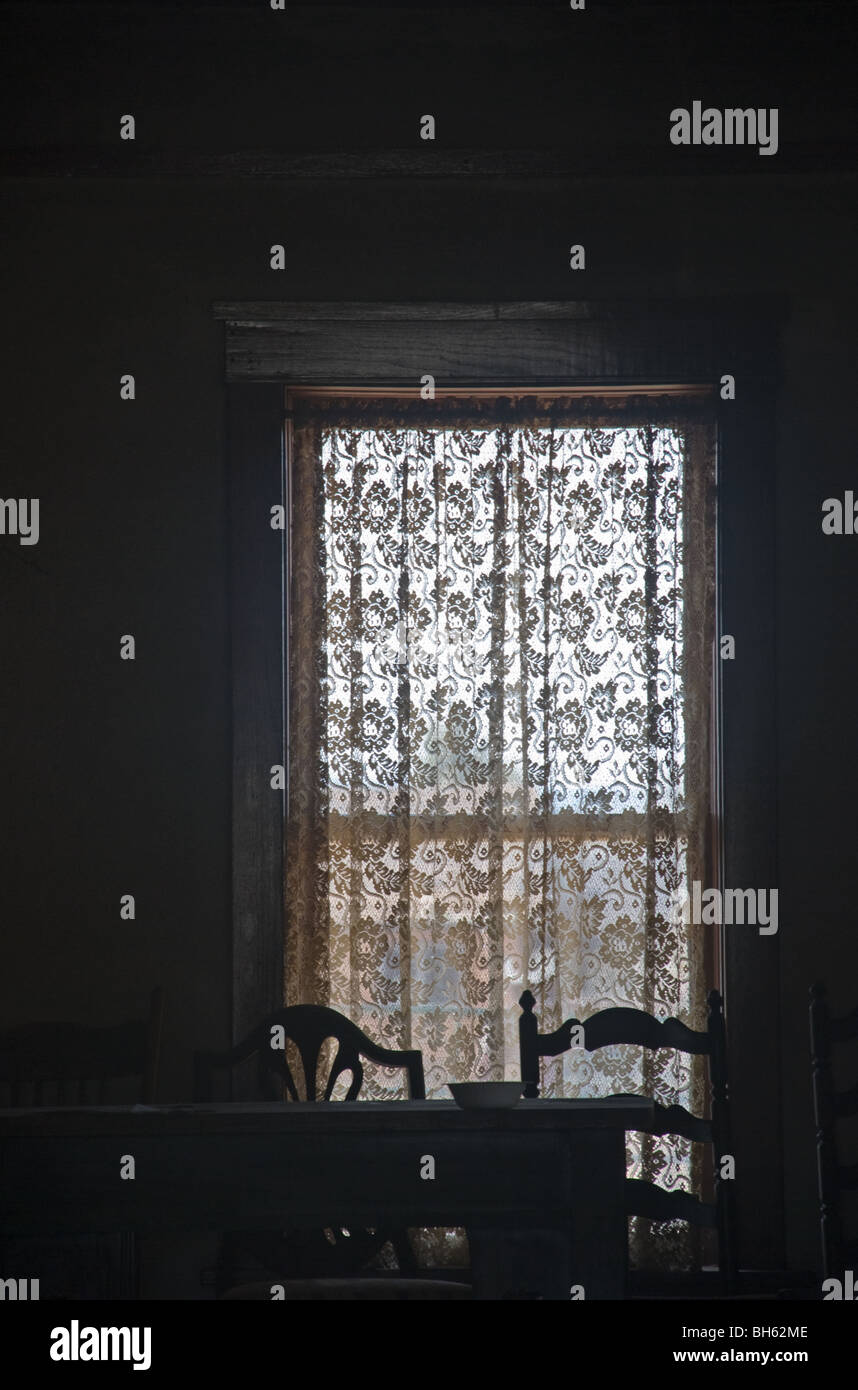 Double hung window hi-res stock photography and images - Alamy