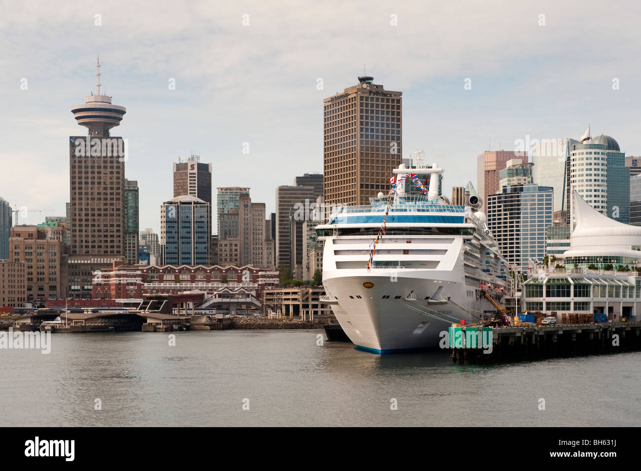 Cruise ship Island Princess, docked at Vancouver Cruise Terminal at ...