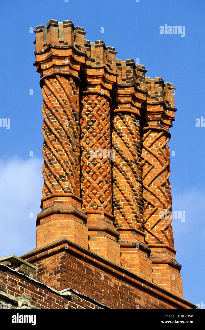 DETAIL OF A CABLED CHIMNEY, LONDON, ENGLAND Stock Photo - Alamy
