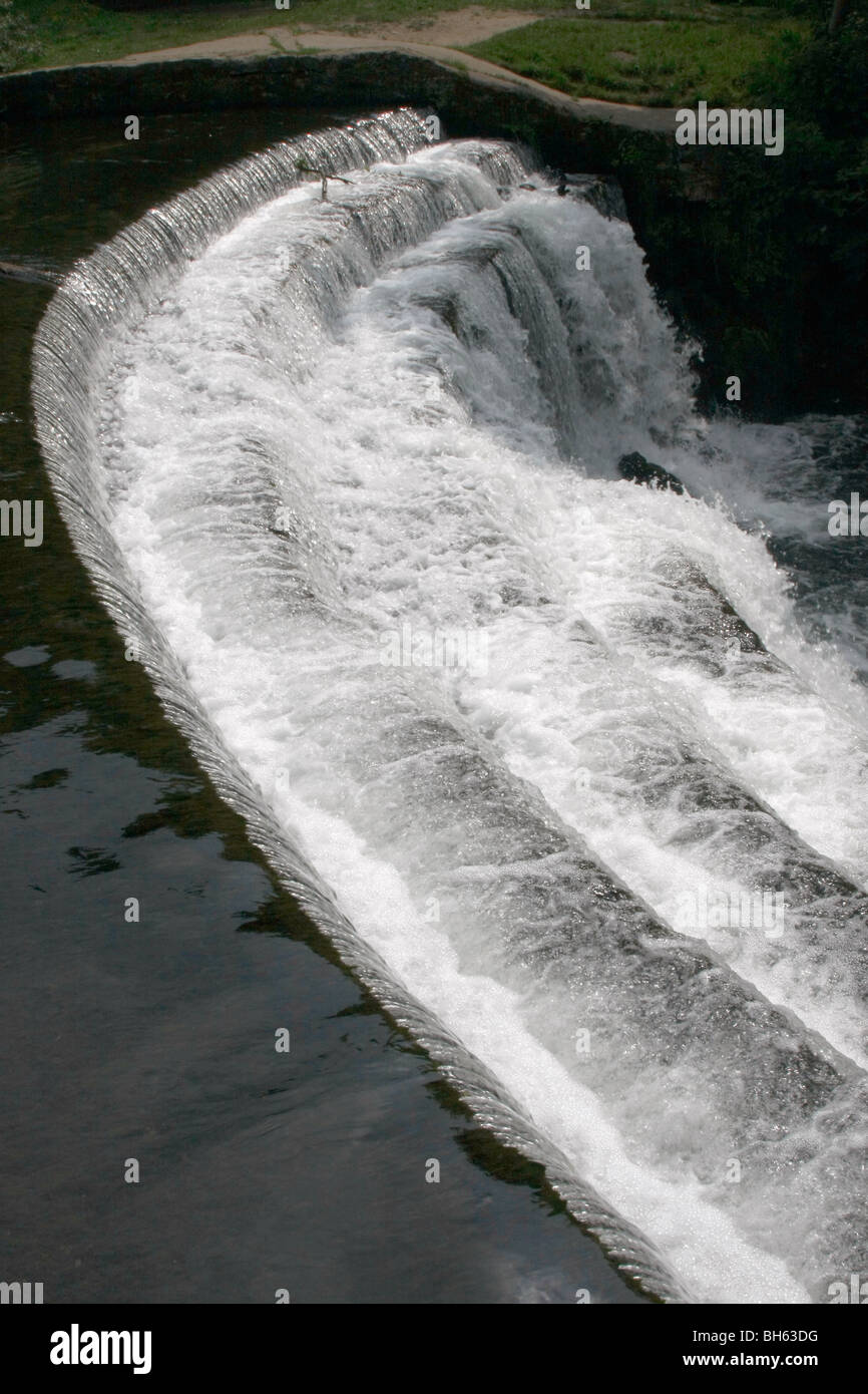Monsal dale waterfall river wye hi-res stock photography and images - Alamy