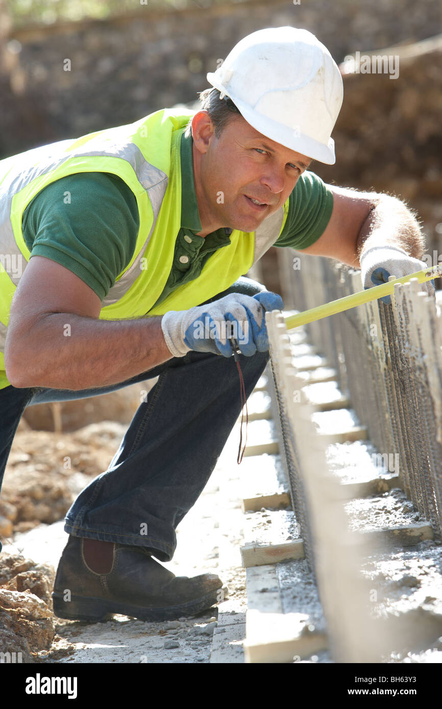 Construction laying foundations hi-res stock photography and images - Alamy