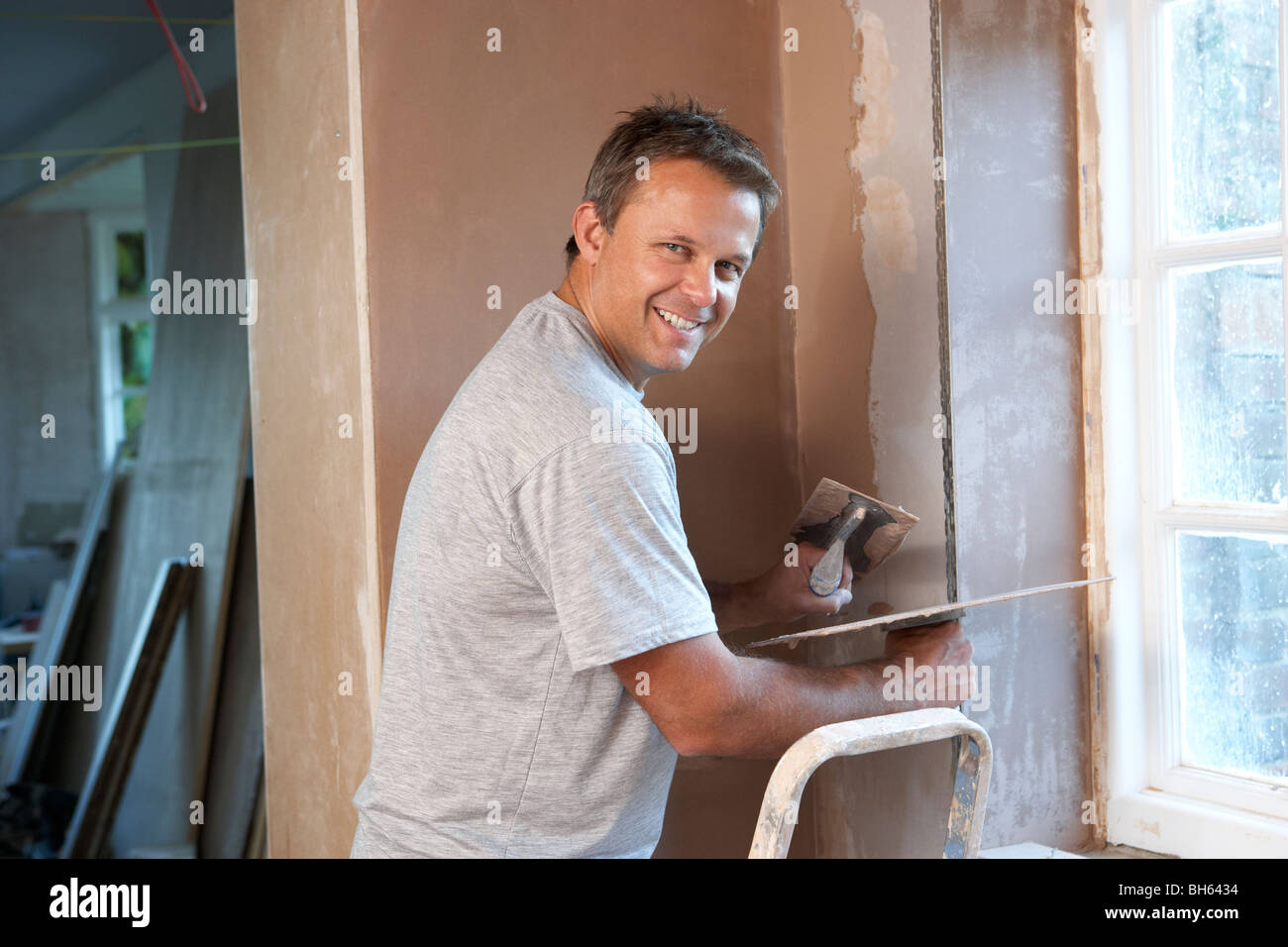Plasterer hi-res stock photography and images - Alamy