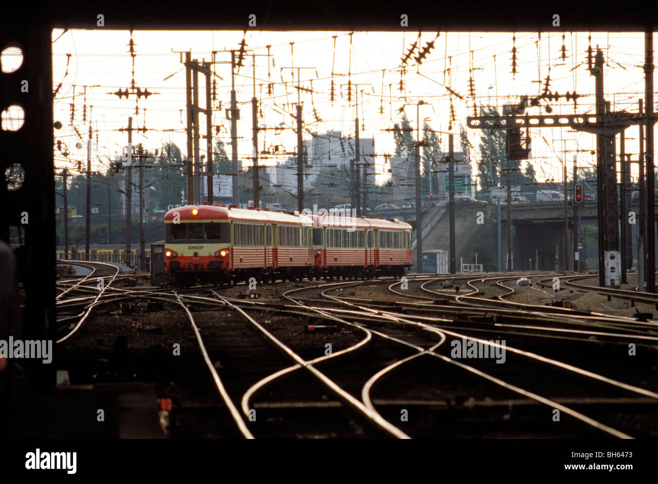 RAILROAD TRANSPORT IN THE PRISIAN SUBURBS, COMMUTER TRAIN, PARIS (75 ...