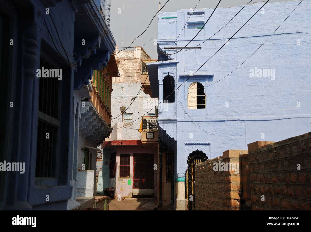 Indian backstreet hi-res stock photography and images - Alamy