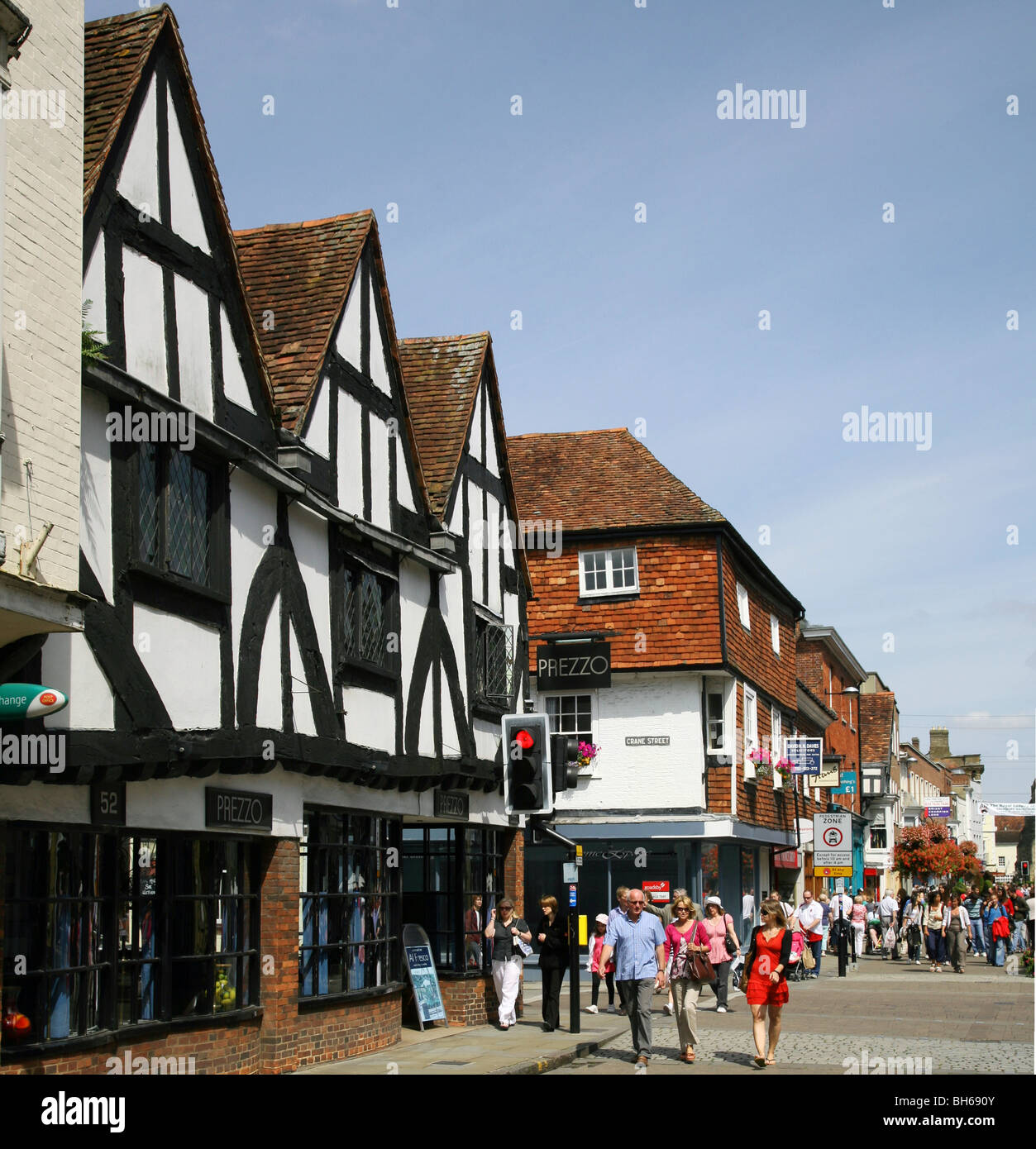 Salisbury shopping hi-res stock photography and images - Alamy